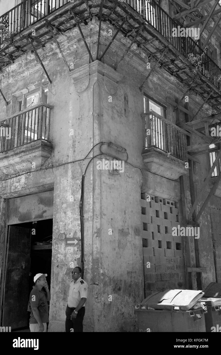 Black and white snapshots of La Havana, Cub Stock Photo - Alamy