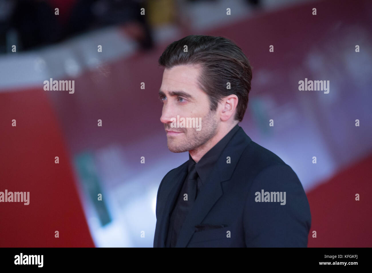 Rome, Italy. 28th Oct, 2017. US actor Jake Gyllenhaal during the red ...