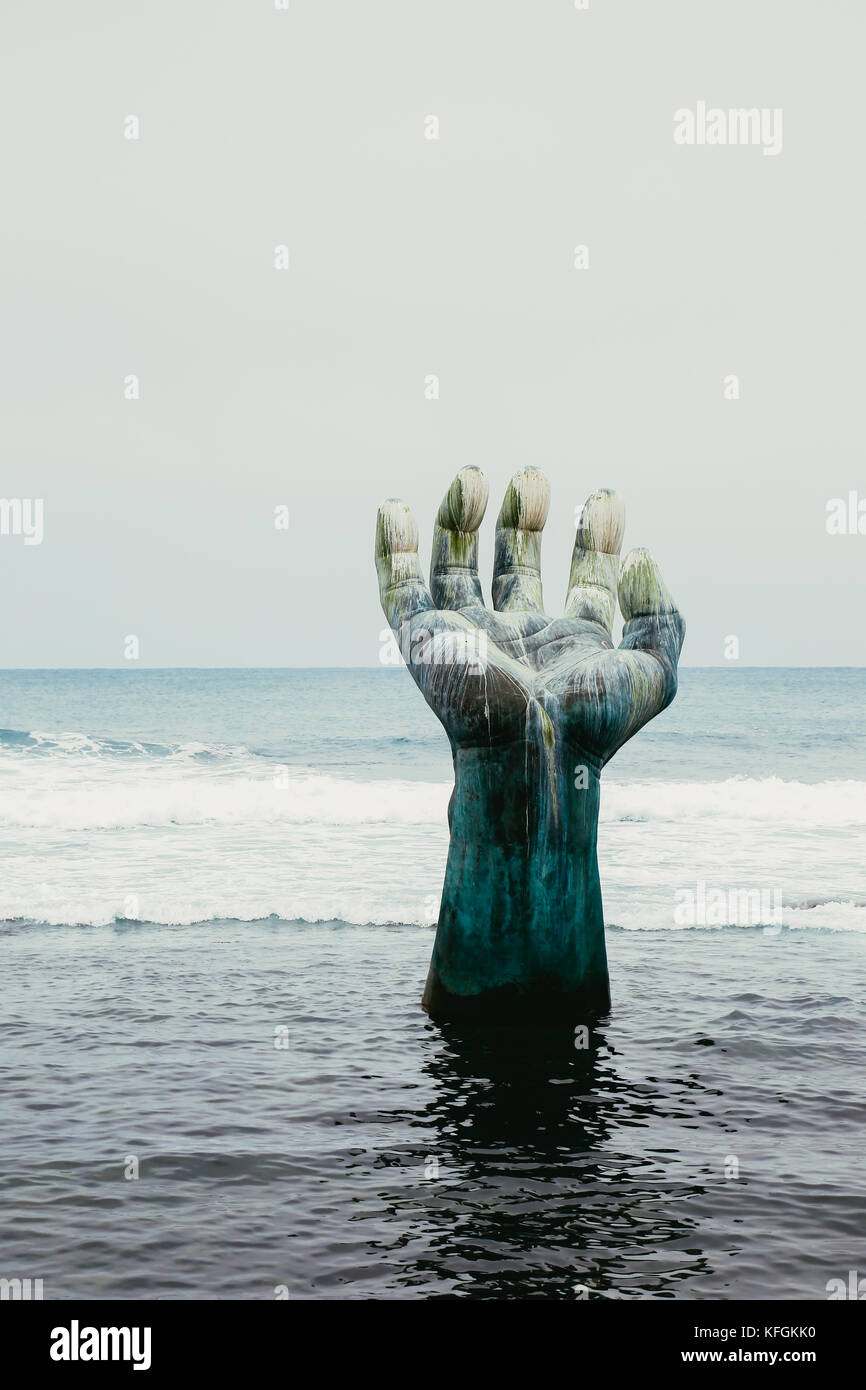 Sea and hand sculpture in Homigot, Pohang, Korea Stock Photo - Alamy