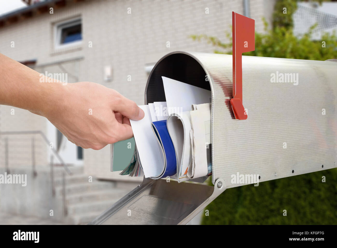 Letter box house hi-res stock photography and images - Alamy