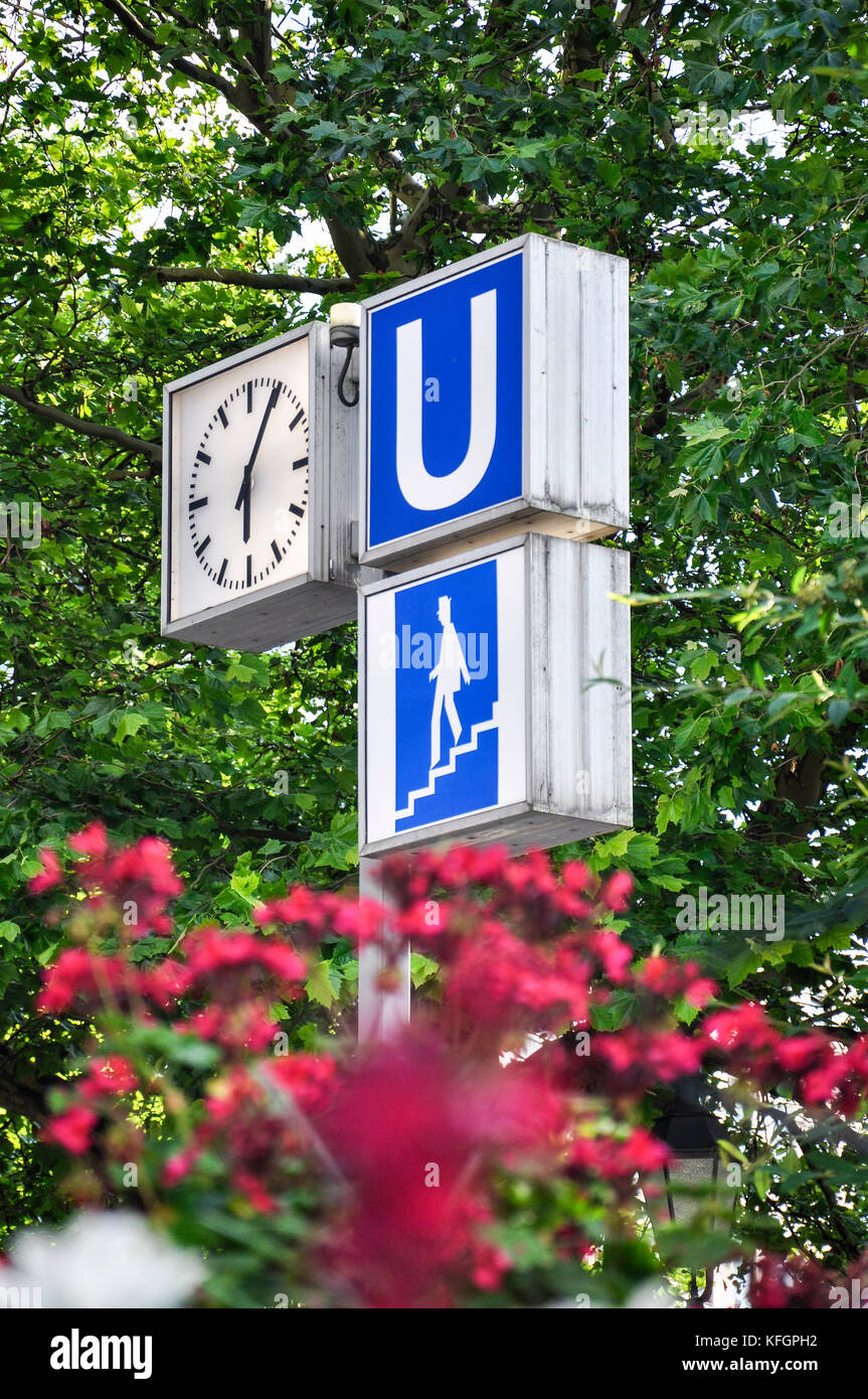 U bahn metro u bahn hi-res stock photography and images - Alamy