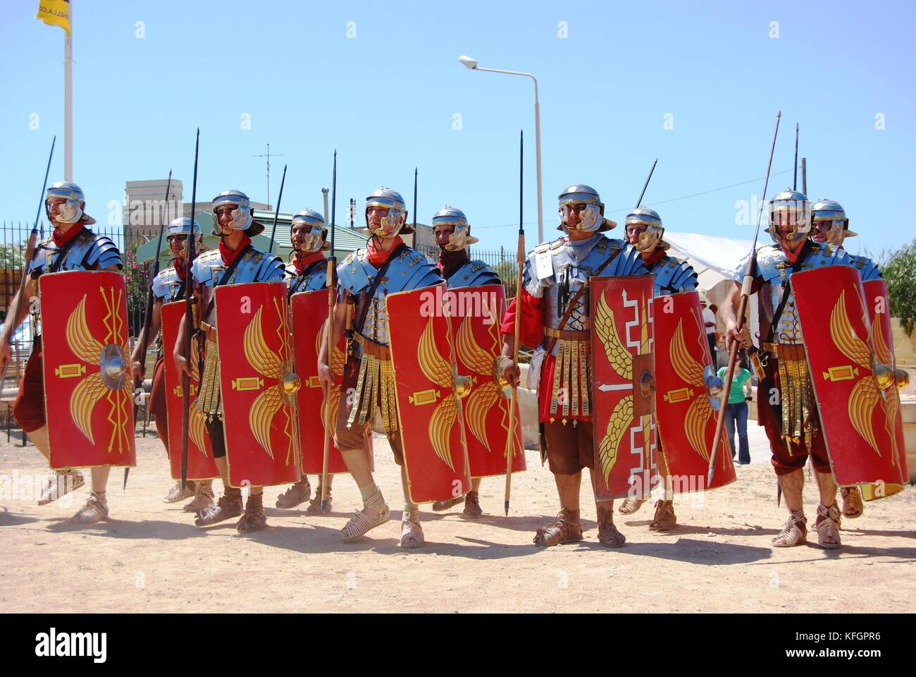 Roman soldiers marching hi-res stock photography and images - Alamy