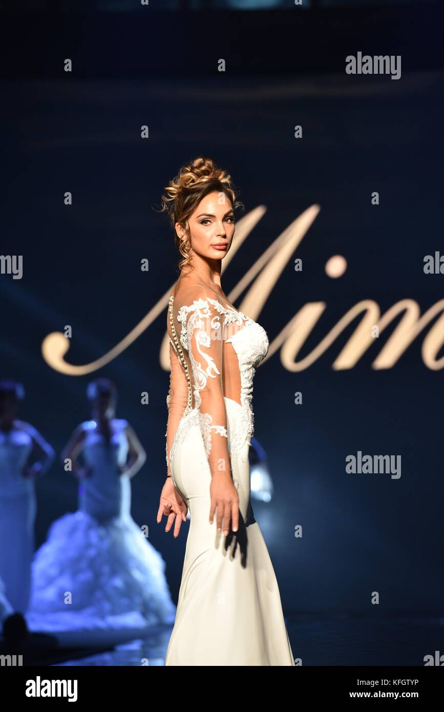 Sarah nile hi-res stock photography and images - Alamy