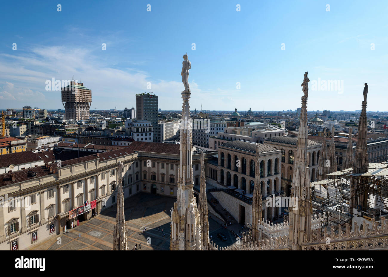 Duomo cathedral of Milan - roof terrace Stock Photo - Alamy