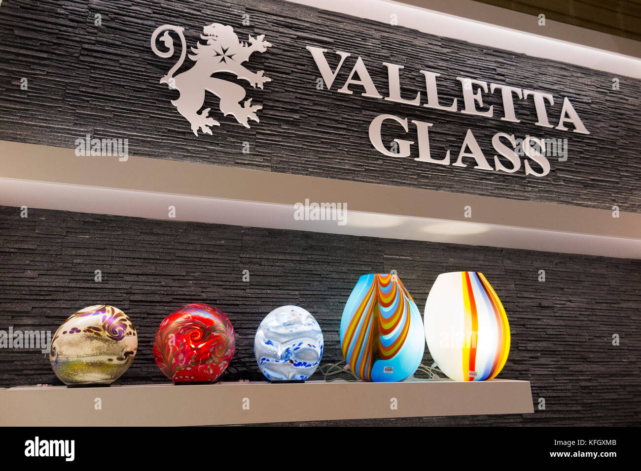 Valletta glass hi-res stock photography and images - Alamy