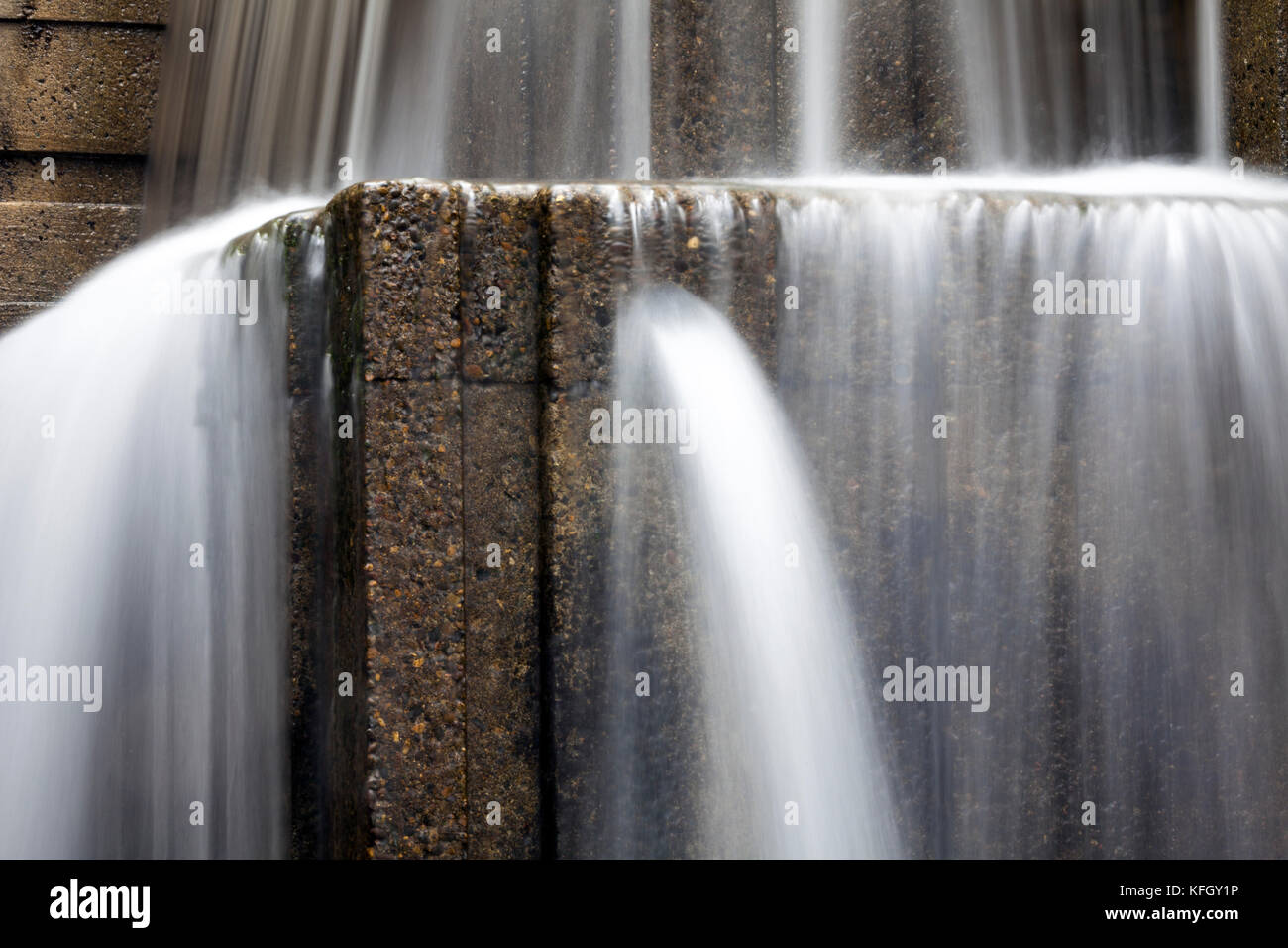 WA14177-00...WASHINGTON - Water feature at Freeway Park in Seattle ...