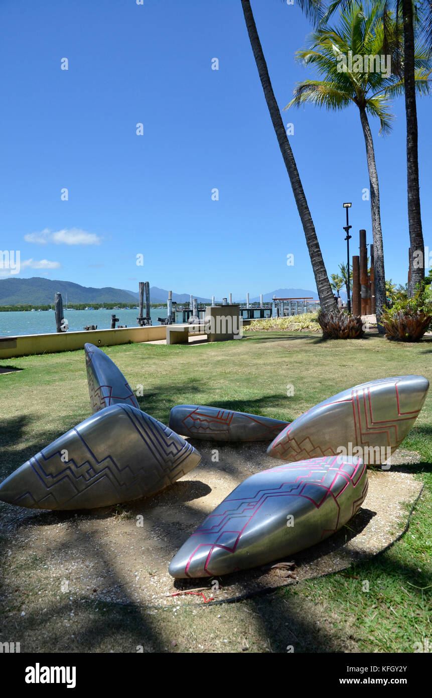 Aboriginal art on the Trinity Inlet waterfront at Cairns, Queensland ...