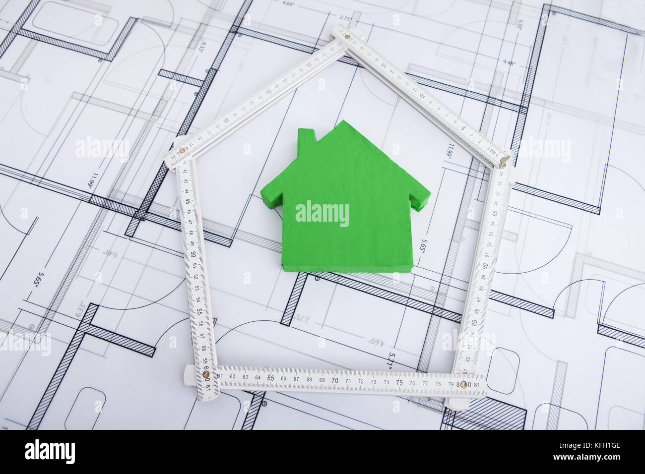 House plans and ruler hi-res stock photography and images - Alamy