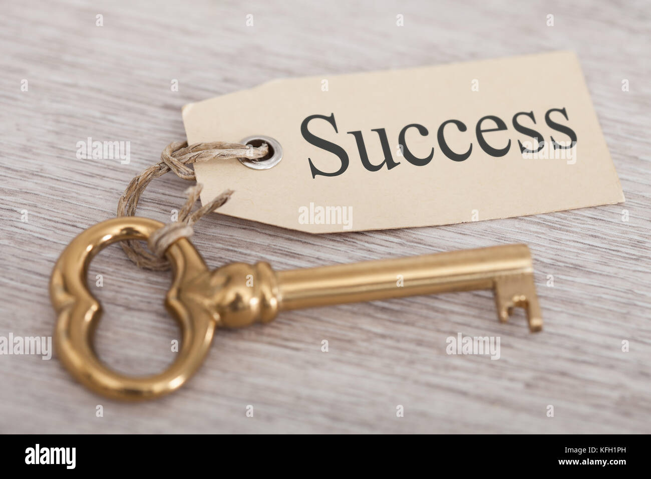 Success table hi-res stock photography and images - Alamy