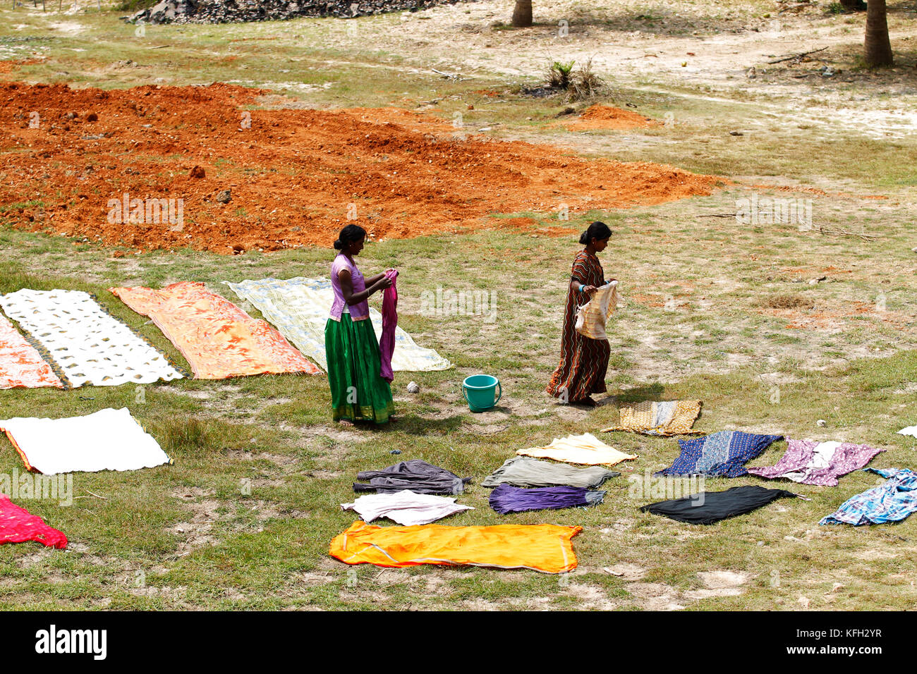 Indian womans washing clothes in the interior of Karnataka, India Stock ...