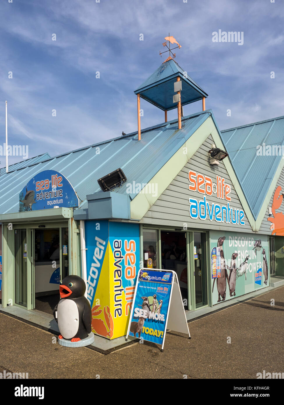 SOUTHEND-ON-SEA, ESSEX, UK - AUGUST 28, 2017: Exterior view of the Sea ...