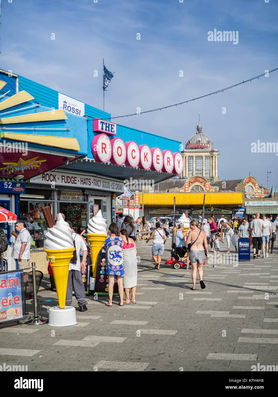 Marine Parade Southend On Sea High Resolution Stock Photography and ...