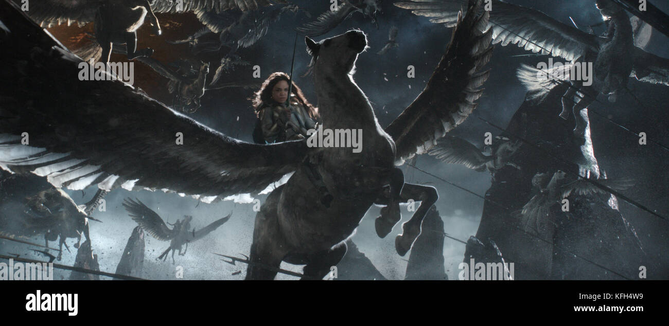 Valkyrie thor: ragnarok hi-res stock photography and images - Alamy
