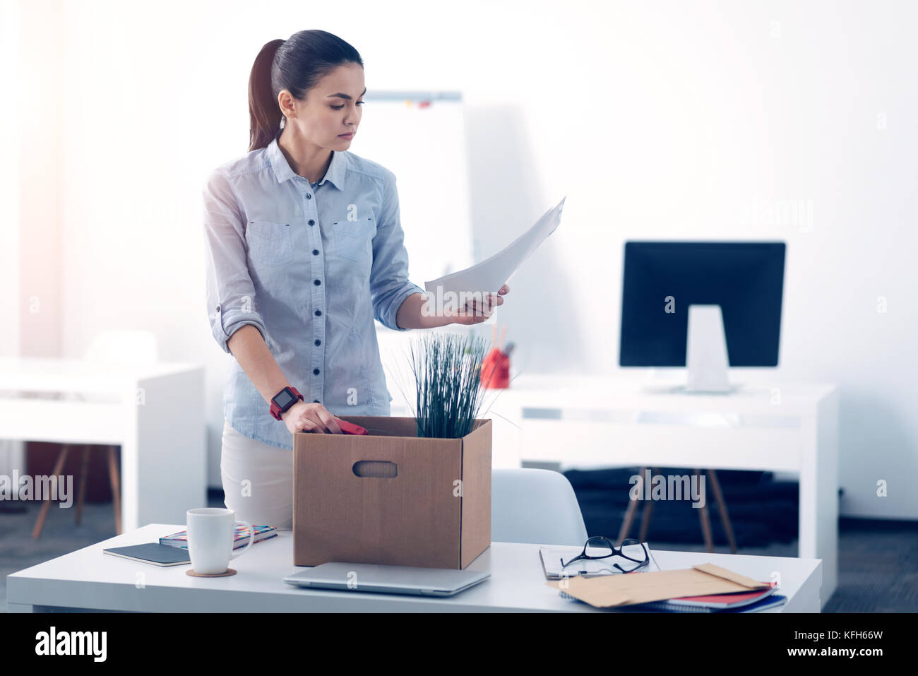 Packing supplies hi-res stock photography and images - Alamy