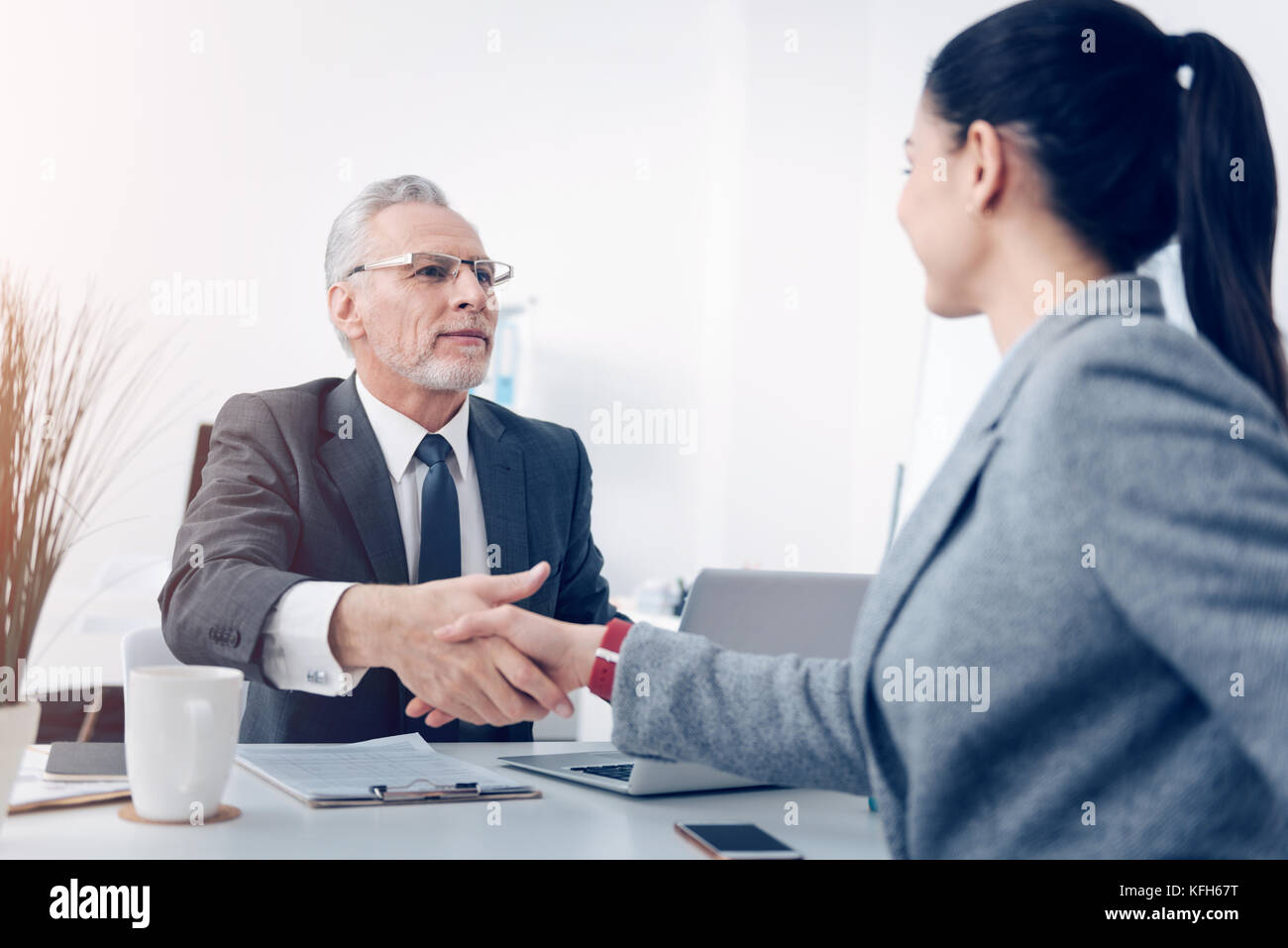 Office formal handshake hi-res stock photography and images - Alamy