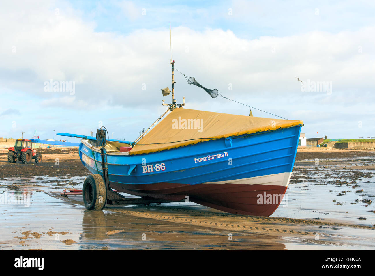 Northumberland coble fishing boat hi-res stock photography and images ...