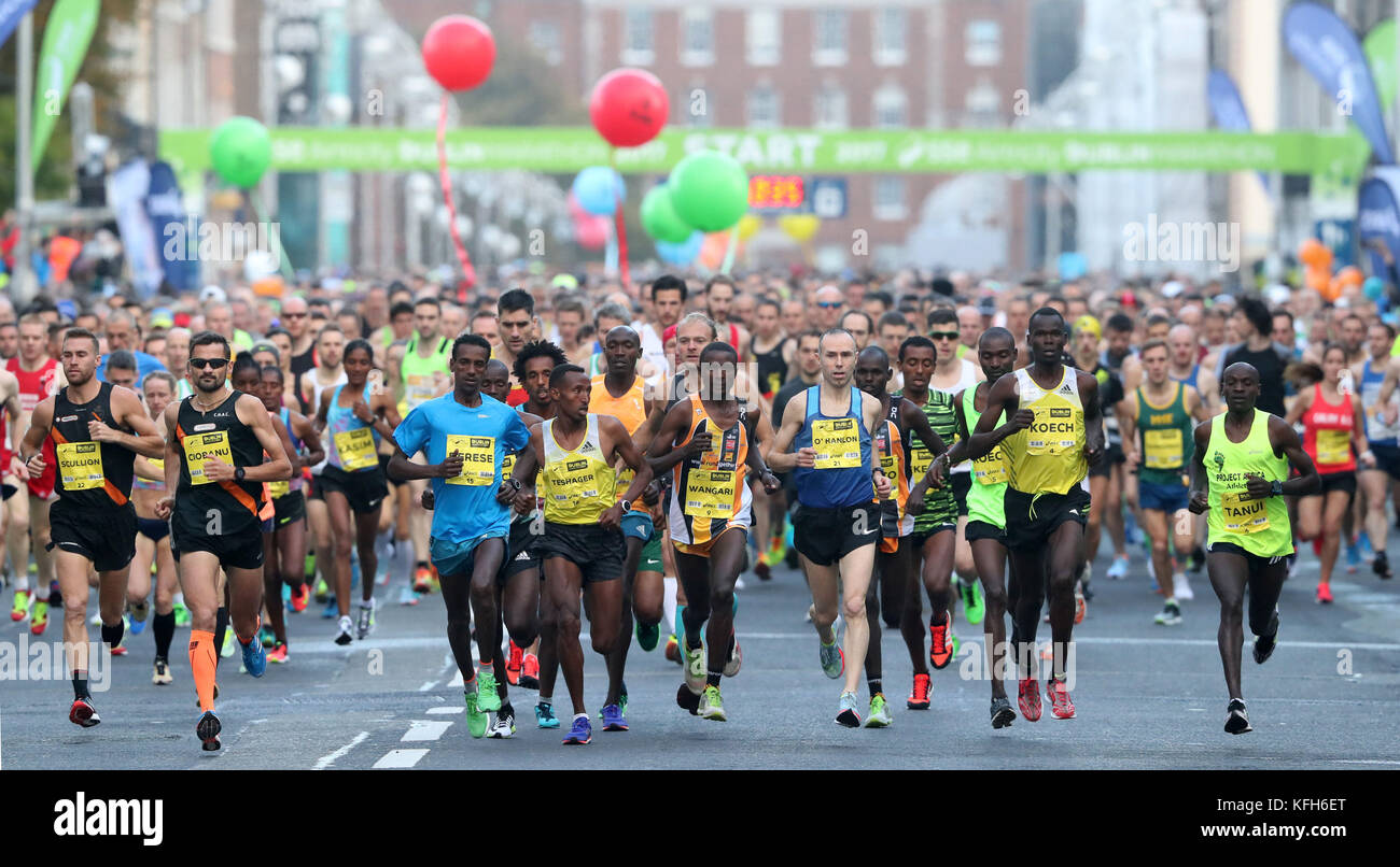 Runners at the start of the Dublin Marathon in Dublin city centre Stock ...