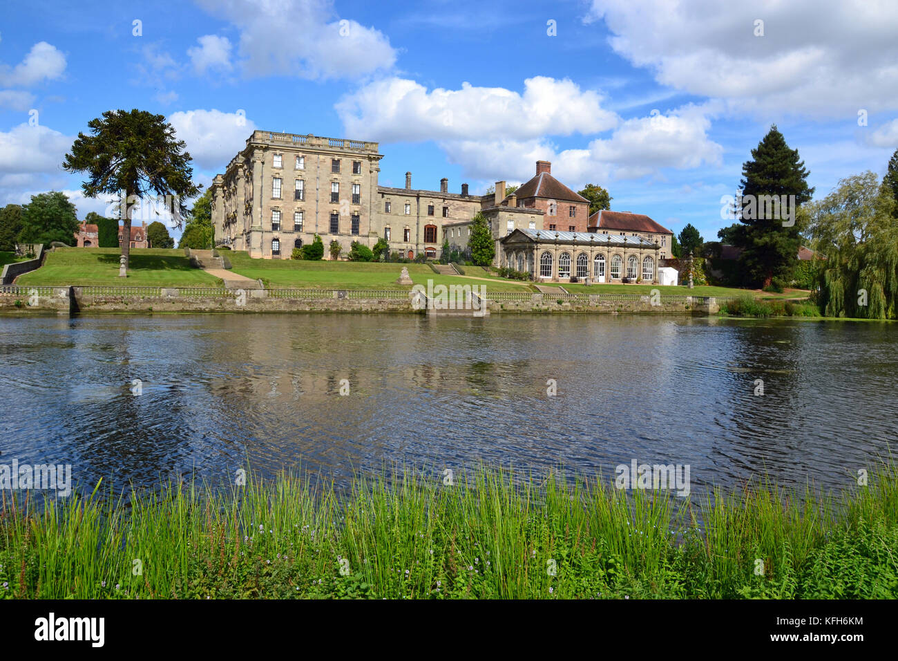 Stoneleigh river hi-res stock photography and images - Alamy