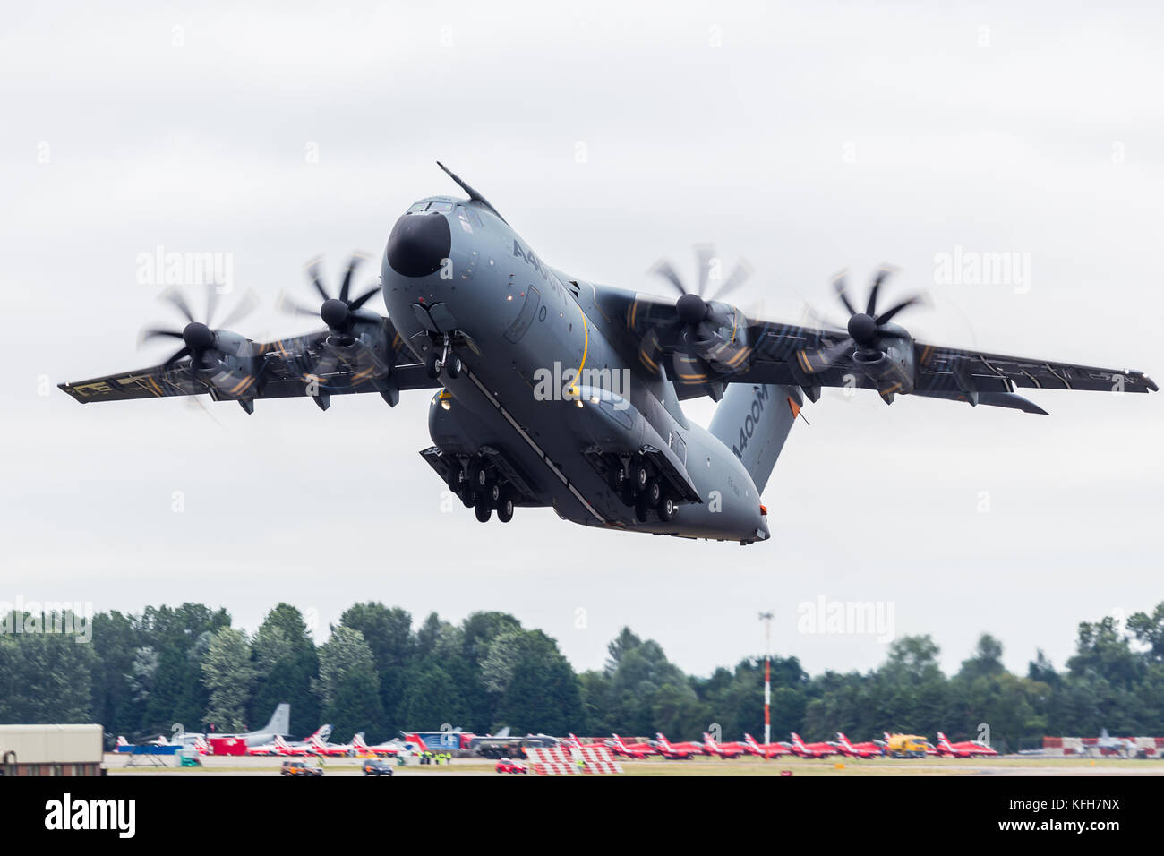 Raf a400 atlas hi-res stock photography and images - Alamy