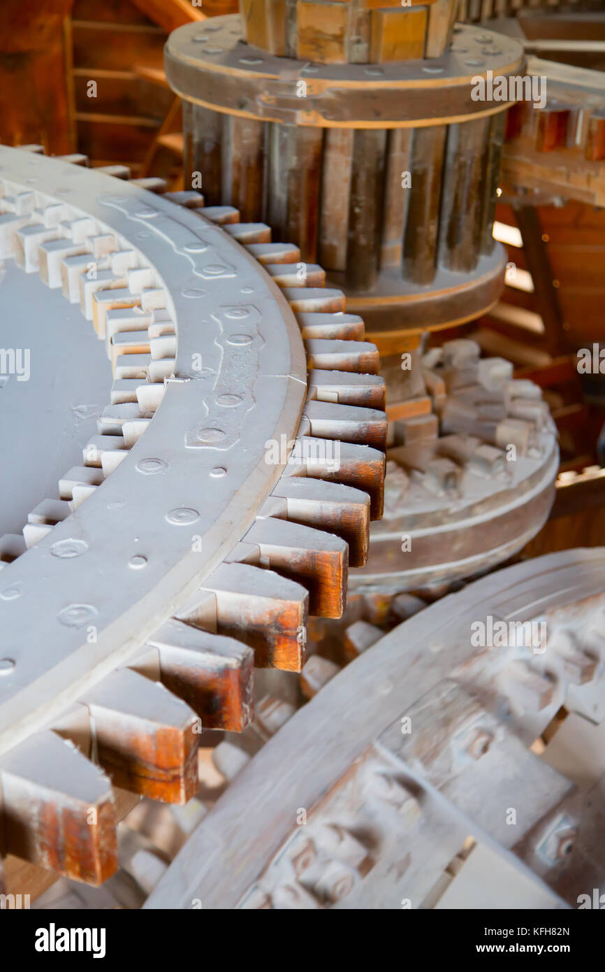 Close up of the windmill mechanics Stock Photo - Alamy