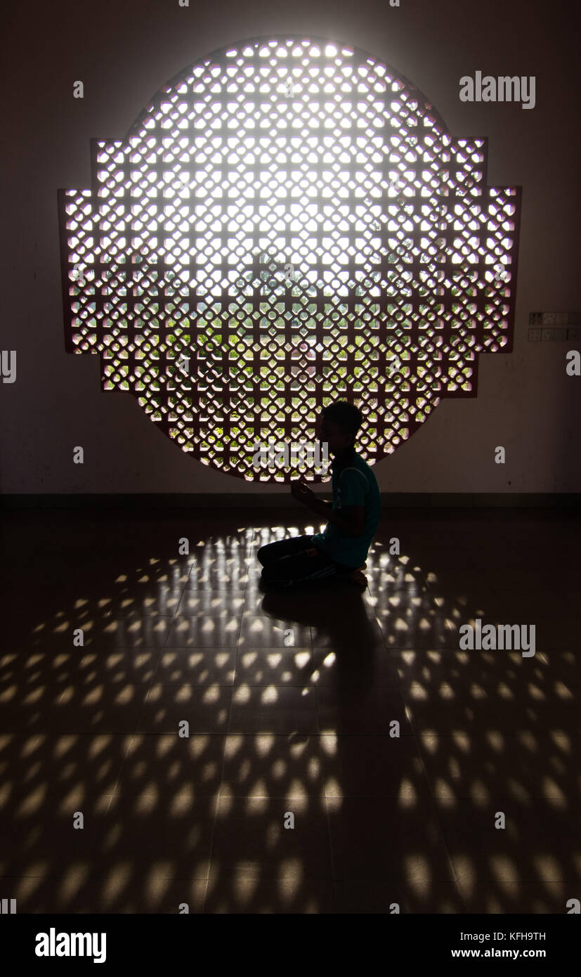 Beautiful and largest Mosque known as Guthia Mosque of Barisal in ...