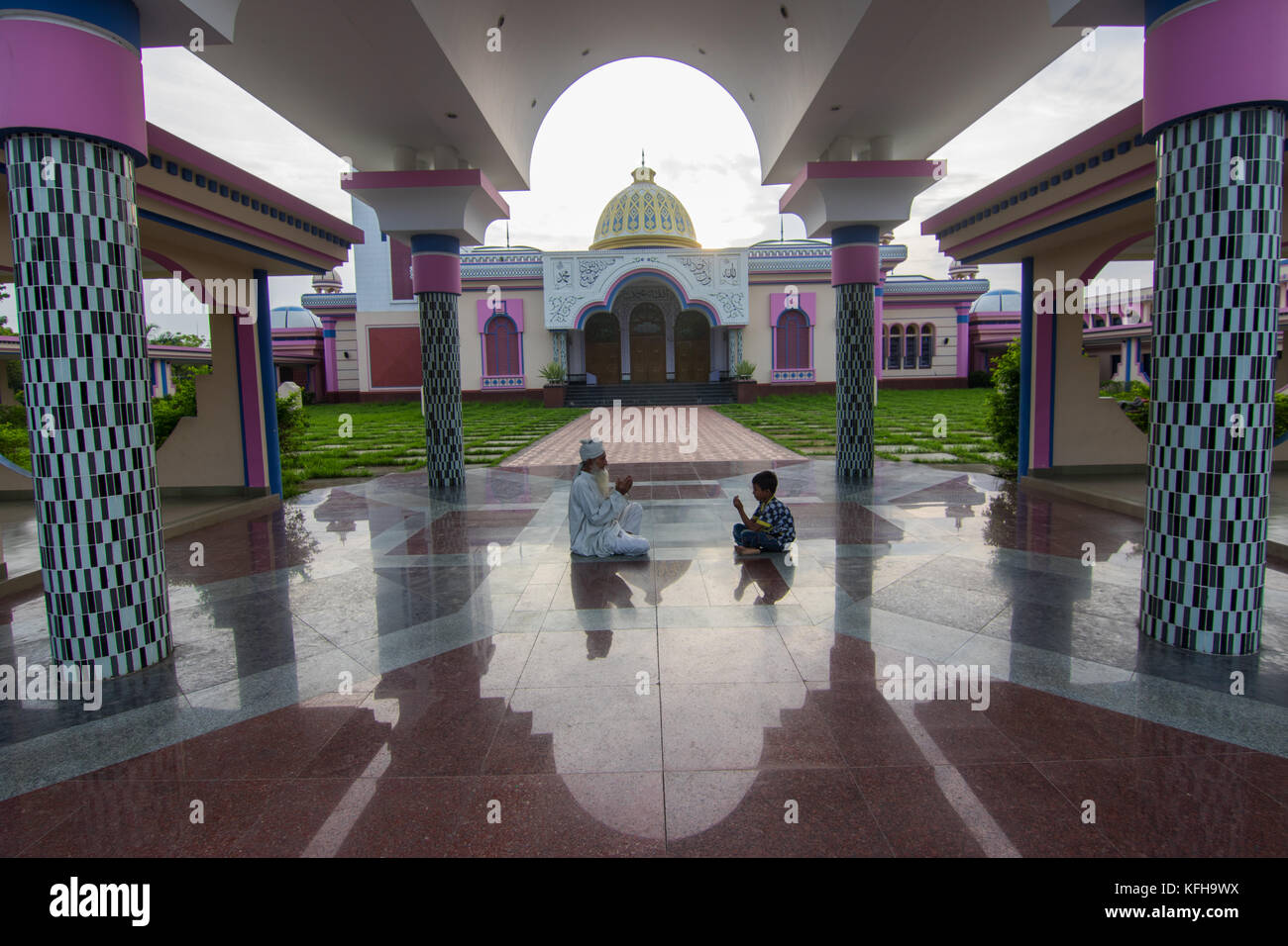 Beautiful and largest Mosque known as Guthia Mosque of Barisal in ...