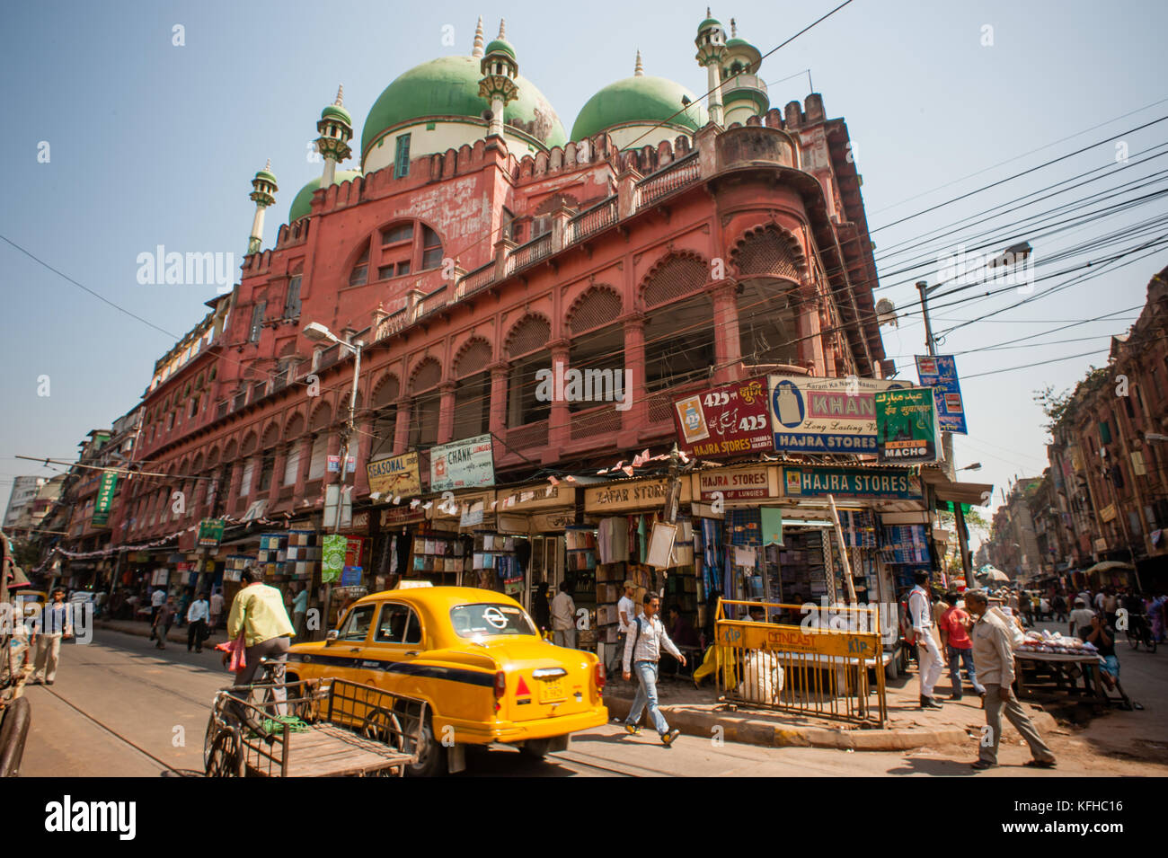 Kolkata Nakhoda Mosque Stock Photo - Alamy