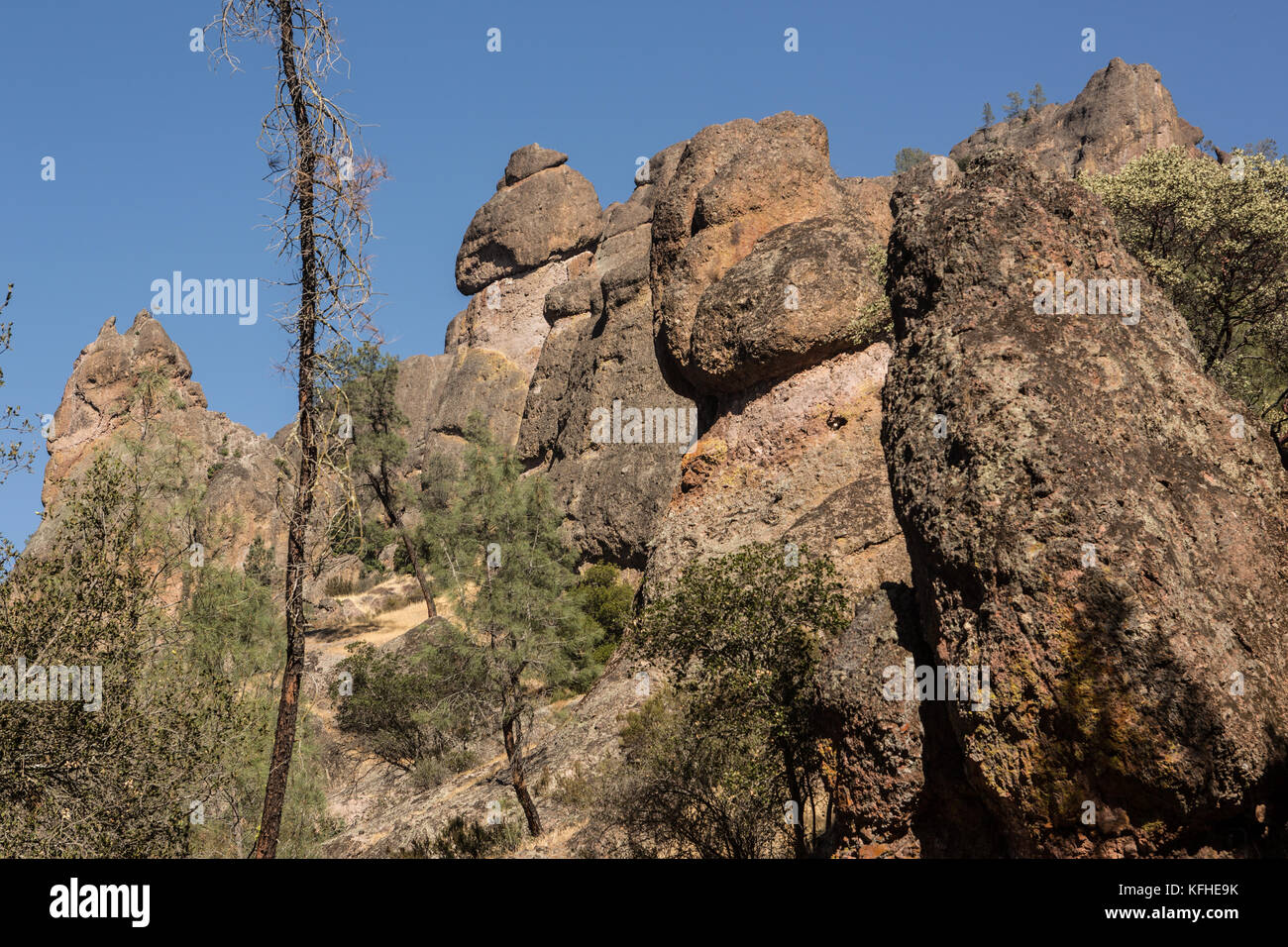 Pinnacles national park hi-res stock photography and images - Alamy