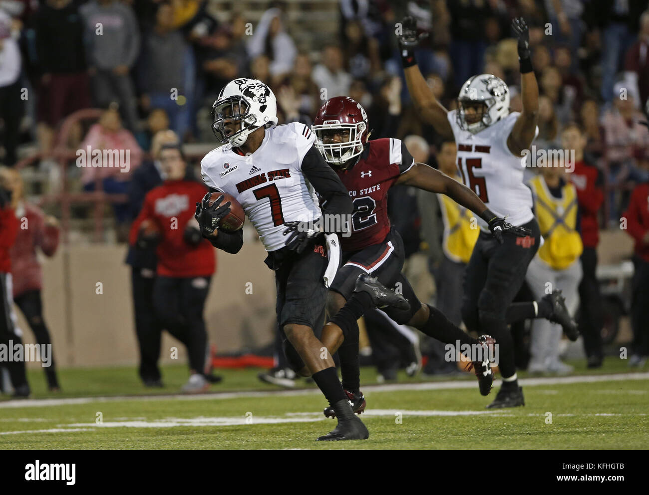 Las Cruces, NM, USA. 28th Oct, 2017. Arkansas State wide receiver Omar ...
