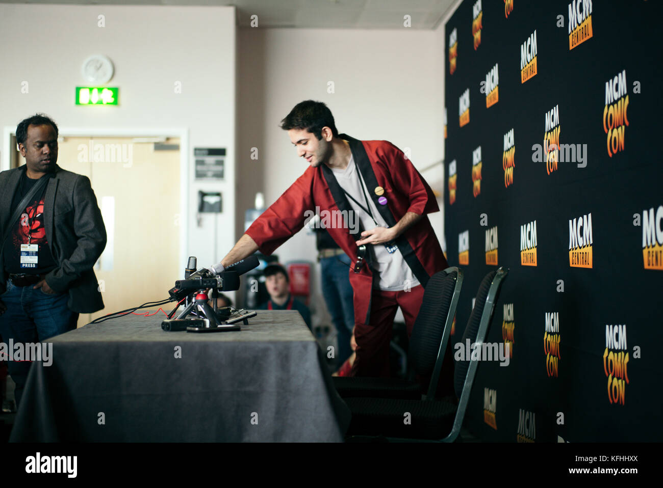 London, UK. 28th October, 2017. Guests, celebrities, cosplayers and ...