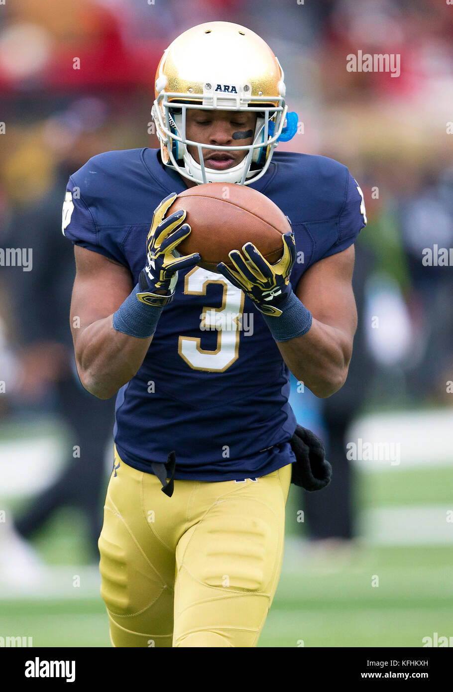 October 28, 2017: Notre Dame wide receiver C.J. Sanders (3) during NCAA ...