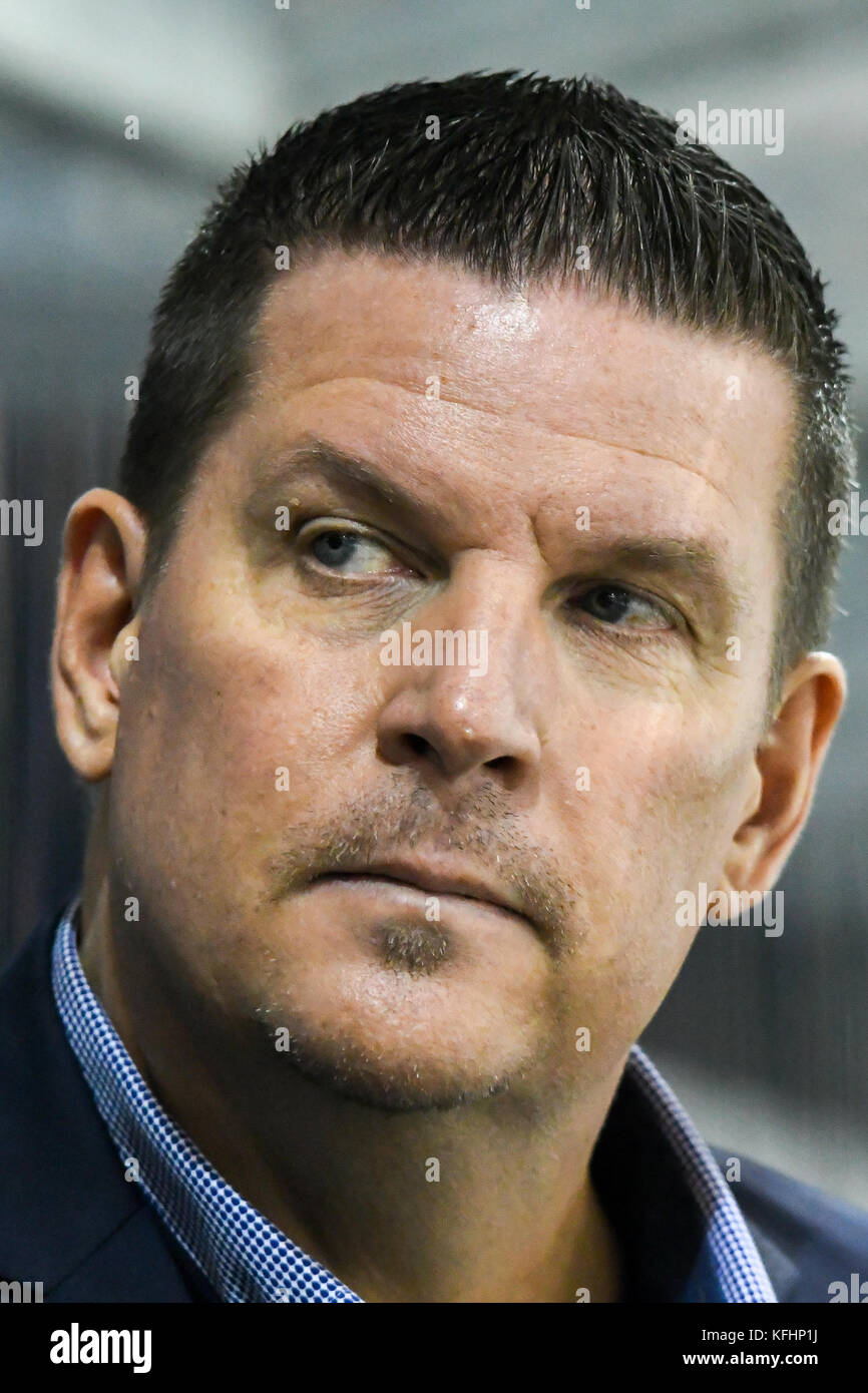 Straubing, Germany. 29th Oct, 2017. Straubing's coach Tom Pokel ...
