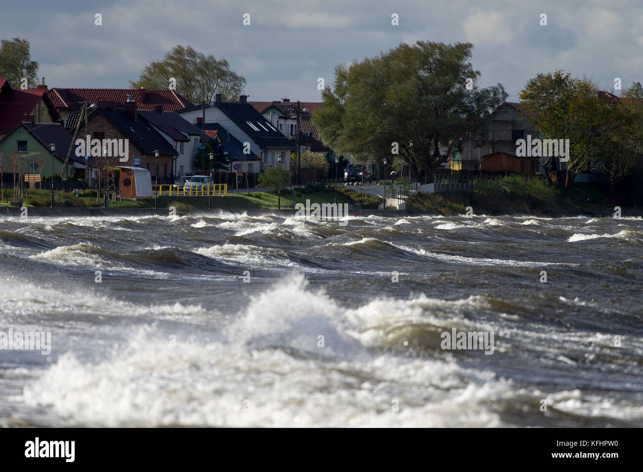 Rewa, Poland. 29th October, 2017. Storm Herwart on Zatoka Pucka (Bay of ...