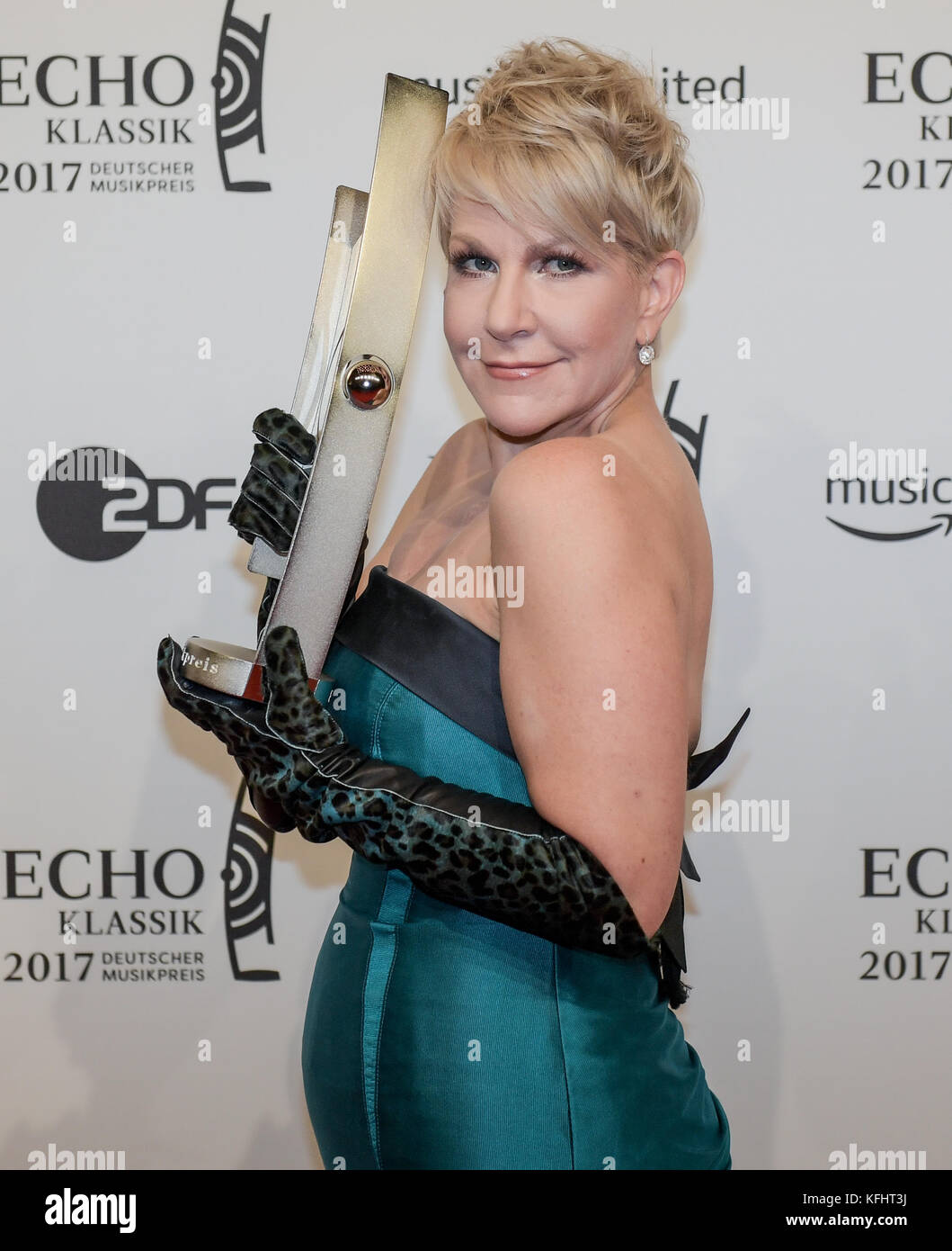 Joyce didonato hi-res stock photography and images - Alamy