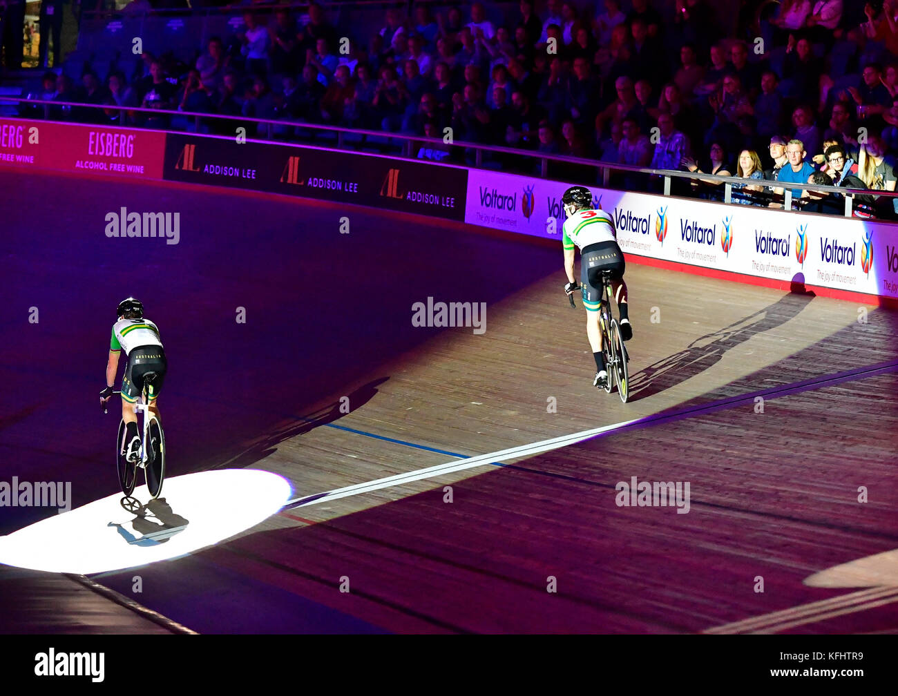 London, UK. 29th Oct, 2017. Cameron Meyer / Callum Scotson (AUS) wave ...