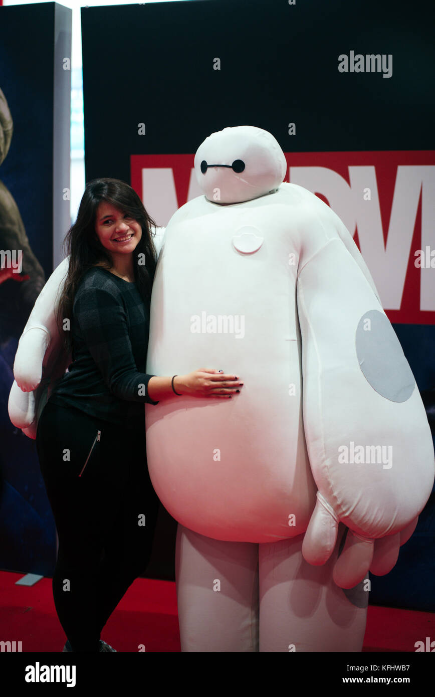 London, UK. 29th Oct, 2017. Celebrities, interviews, guests, cosplayers ...