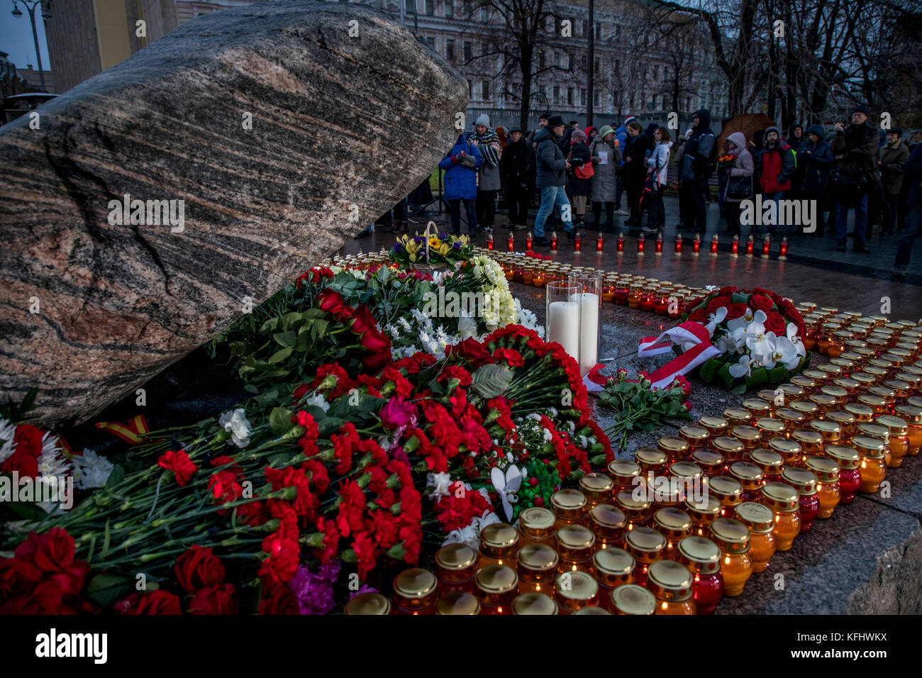 Moscow, Russia. 29th Oct, 2017. People in the "Return of names" rally ...