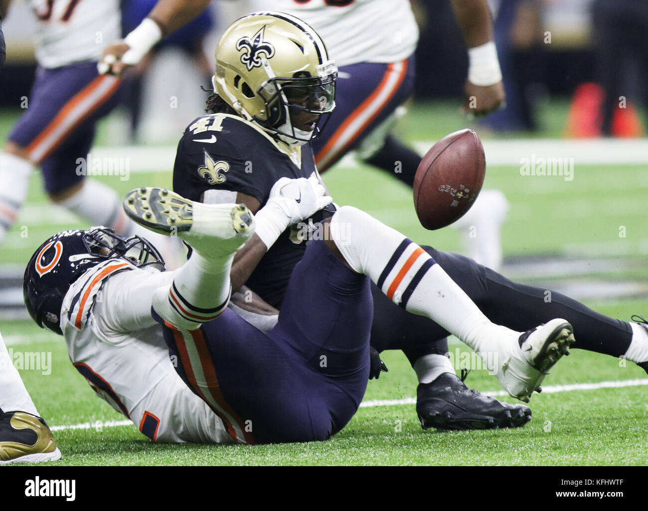 Linebacker christian jones hi-res stock photography and images - Alamy