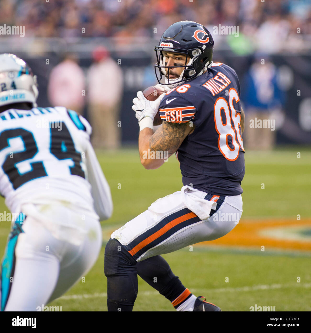Chicago, Illinois, USA. 22nd Oct, 2017. - Bears #86 Zach Miller in ...