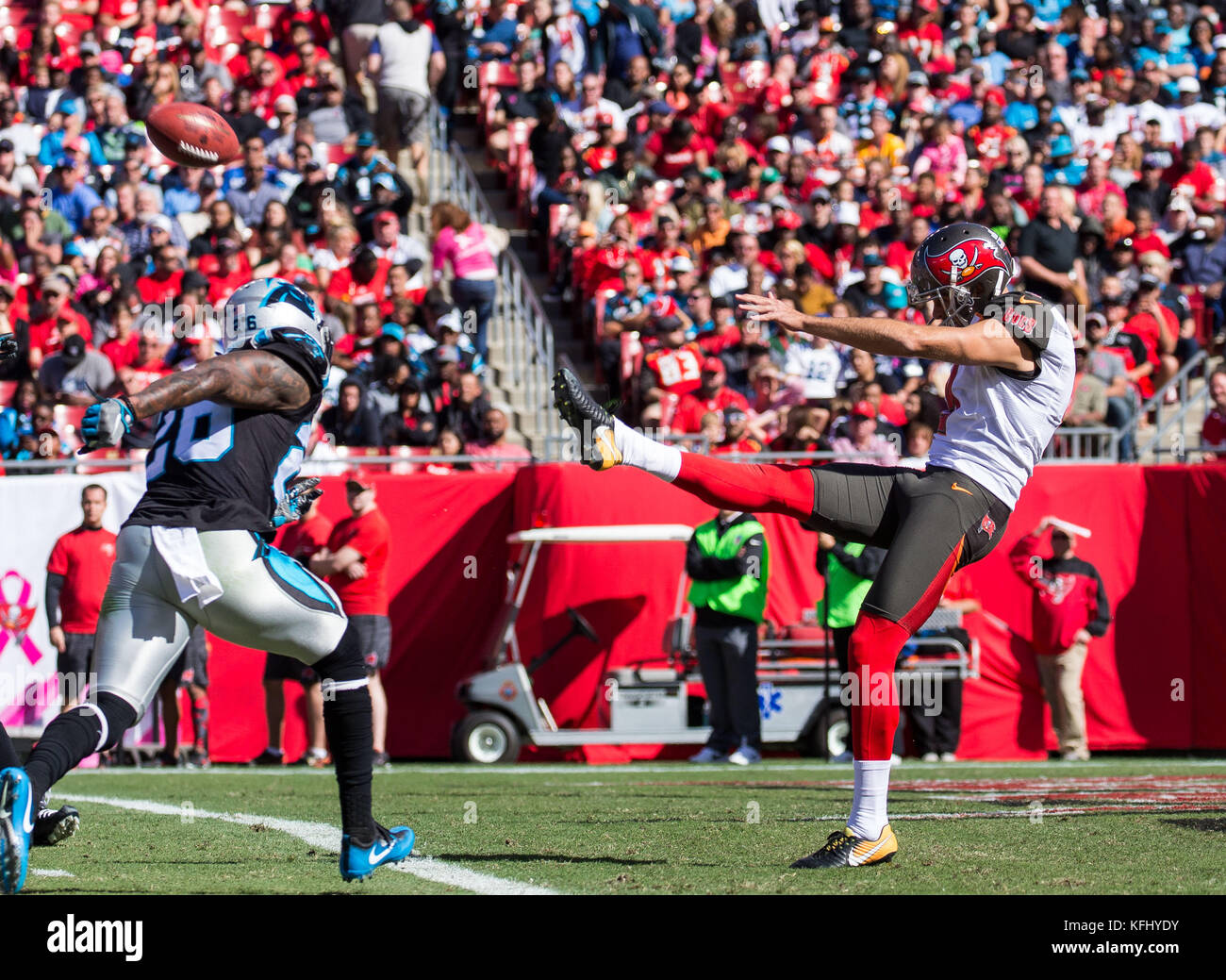 Tampa, Florida, USA. 29th Oct, 2017. Tampa Bay Buccaneers punter Bryan ...