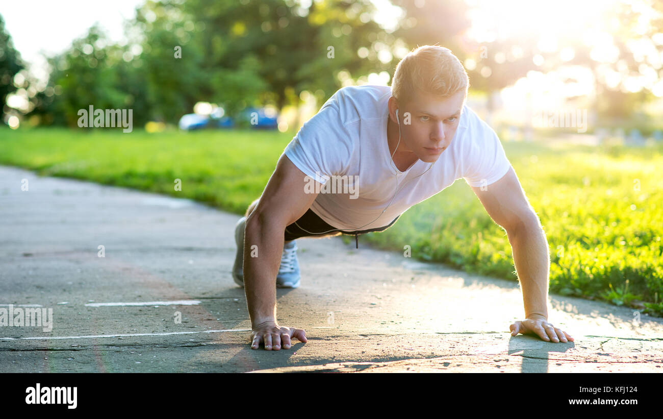 Push ups man fitness model hi-res stock photography and images - Alamy