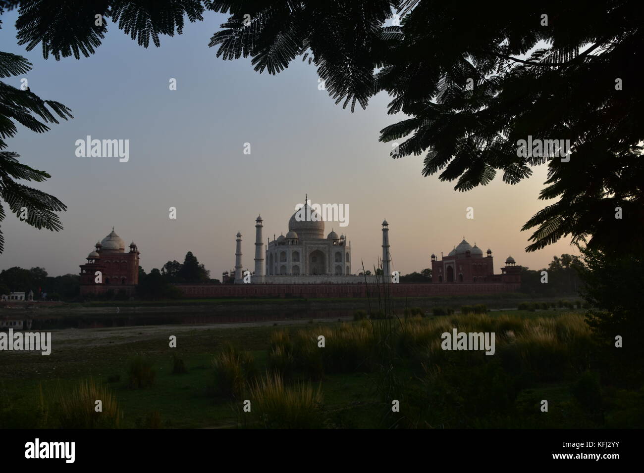 Taj Mahal complex in Agra India Stock Photo - Alamy