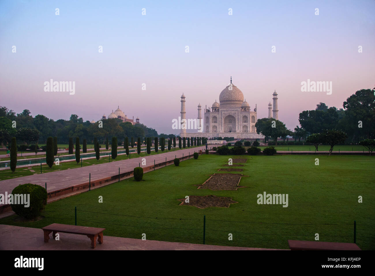 Taj Mahal complex in Agra India Stock Photo - Alamy