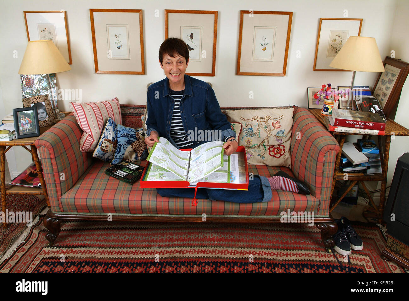 Caroline charles uk fashion designer hi-res stock photography and ...