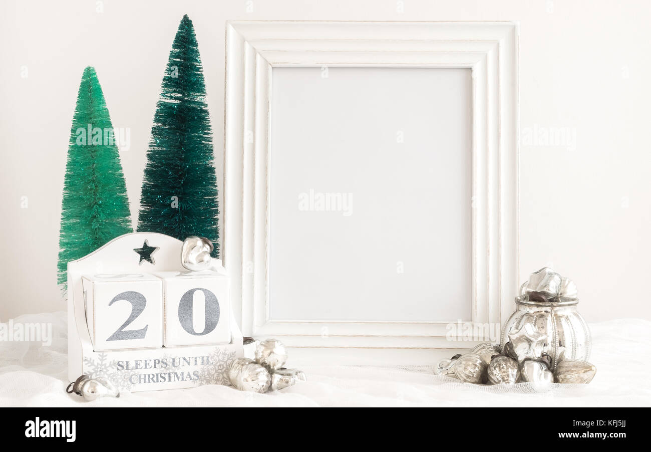 December Save the Date calendar for Christmas. Displays number of ...