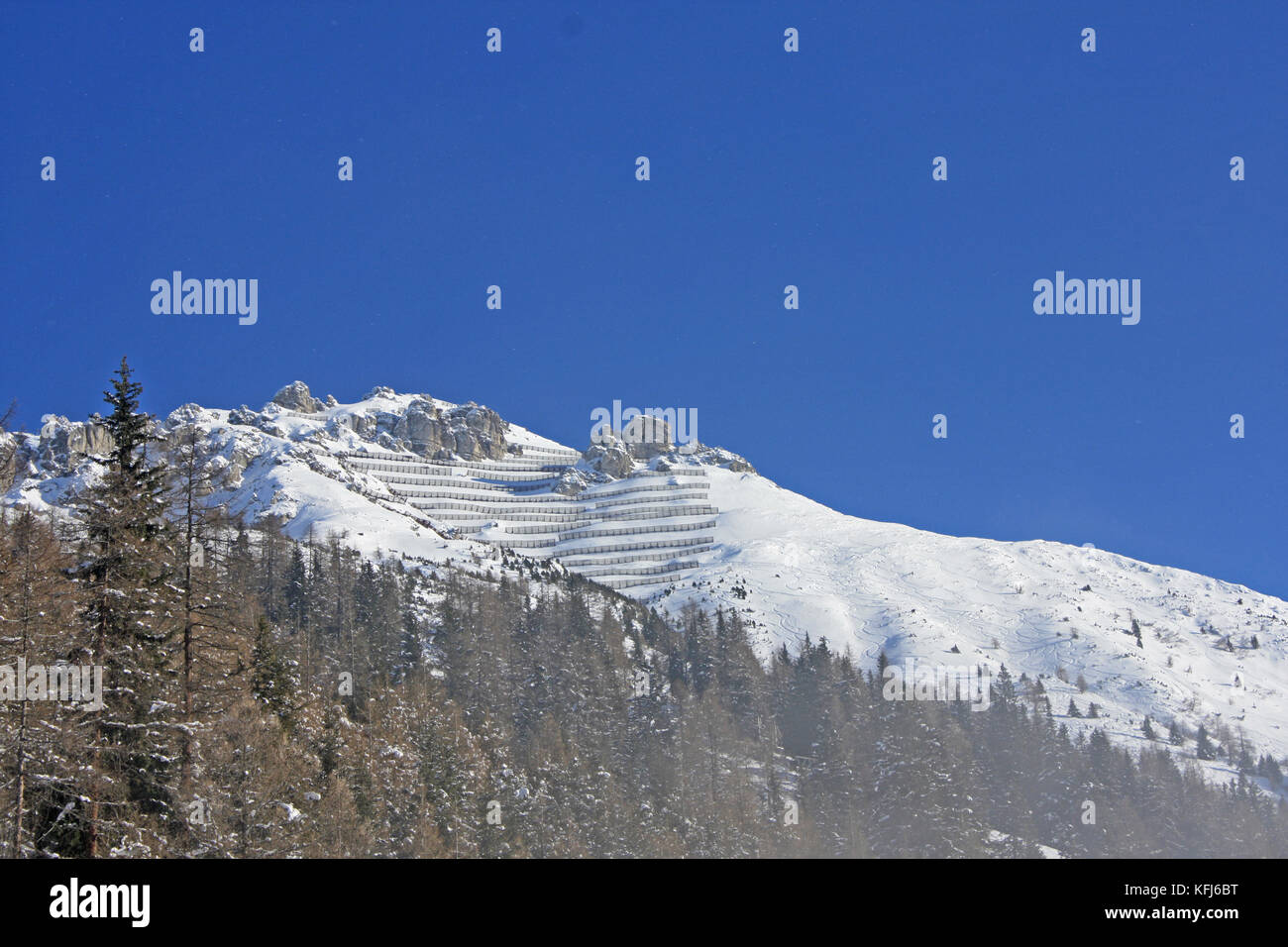 Axamer Lizum Skigebiet in Österreich Stock Photo - Alamy