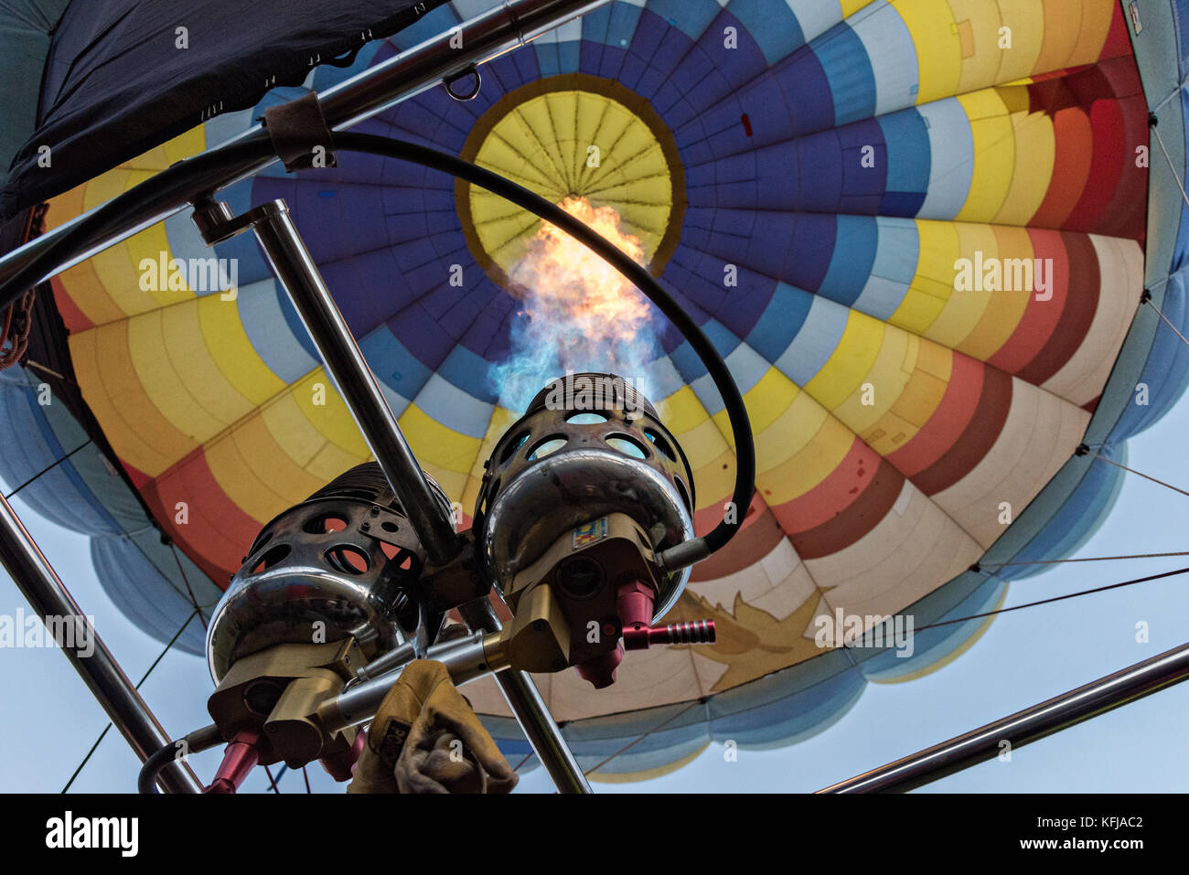 Balloon operations safety hi-res stock photography and images - Alamy