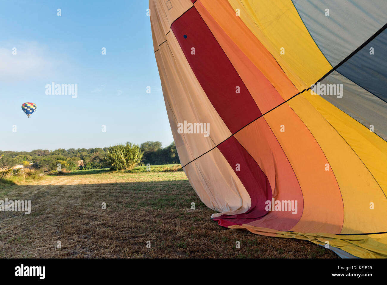 Deflating balloons hi-res stock photography and images - Alamy