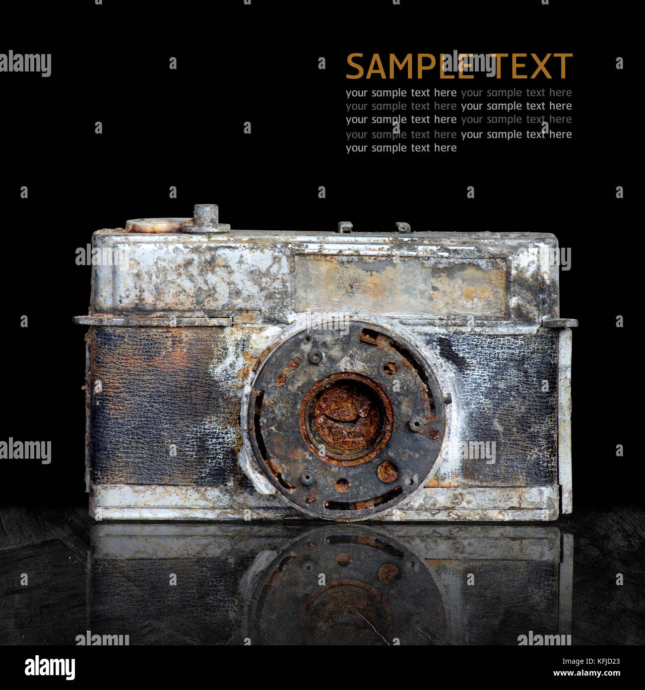 Old rusty camera Stock Photo - Alamy