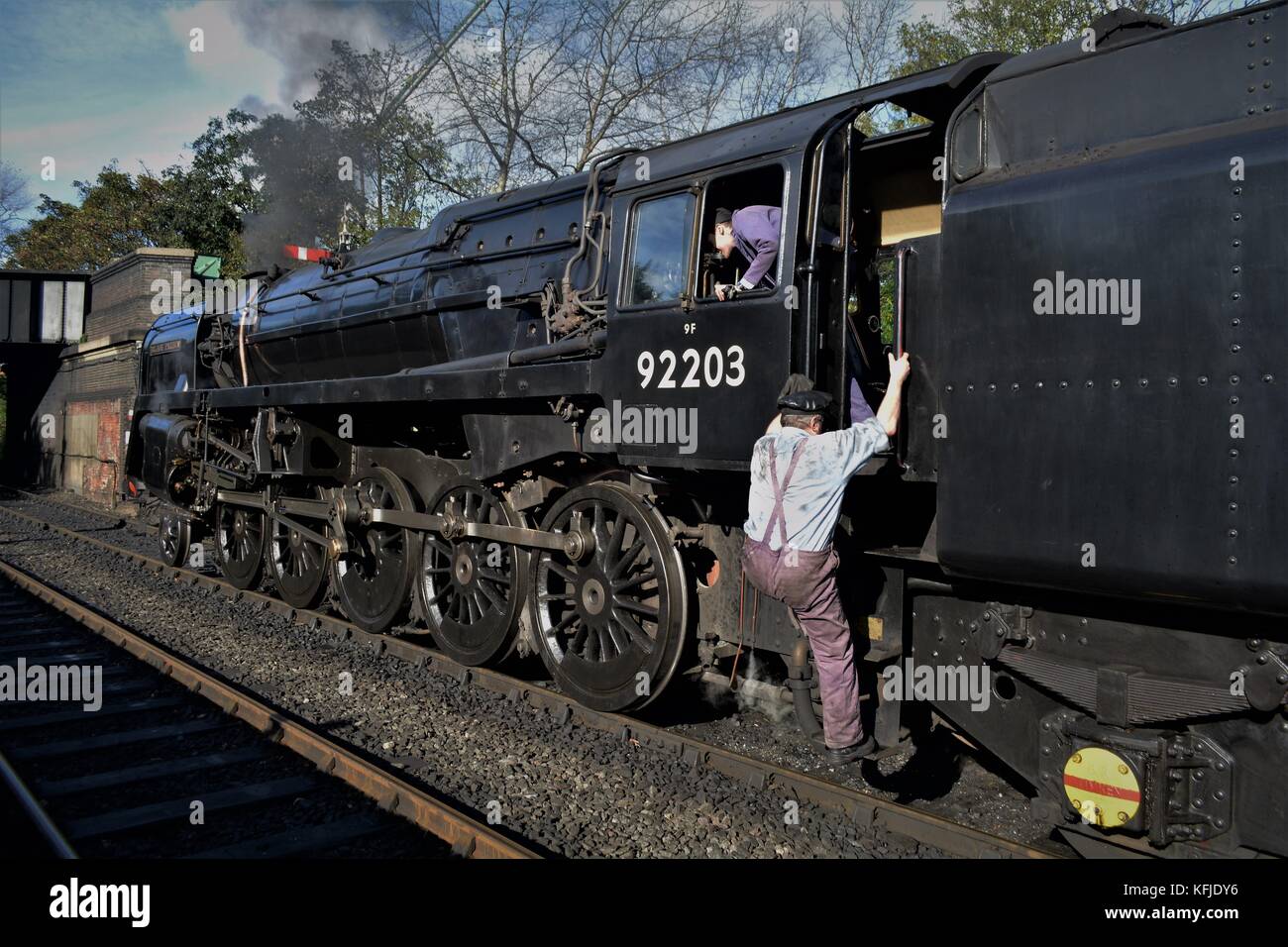 92203 Black prince 9F steam locomotive at Sheringham station with ...